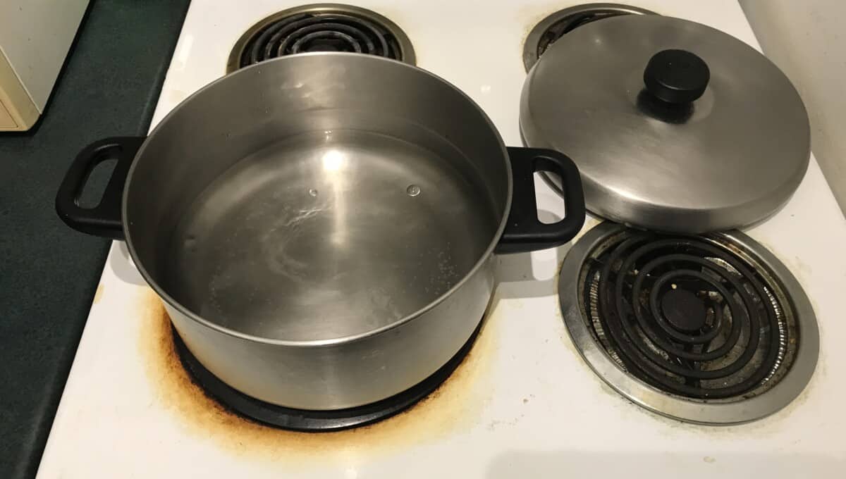 Does Boiling Guitar Strings Really Work? [Full Guide] – Traveling Guitarist