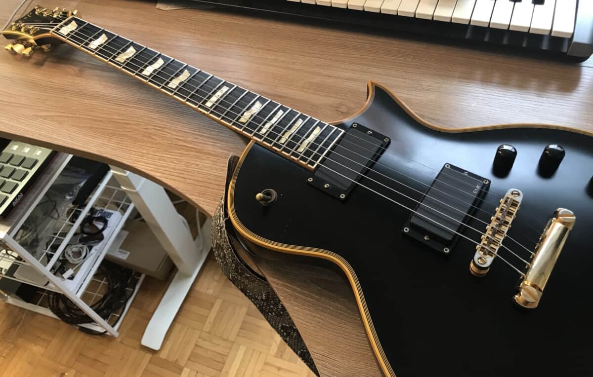 Does Boiling Guitar Strings Really Work? [Full Guide] – Traveling Guitarist